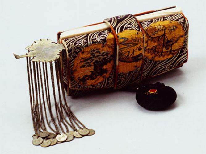 Высокое искусство мелочей эпохи Эдо