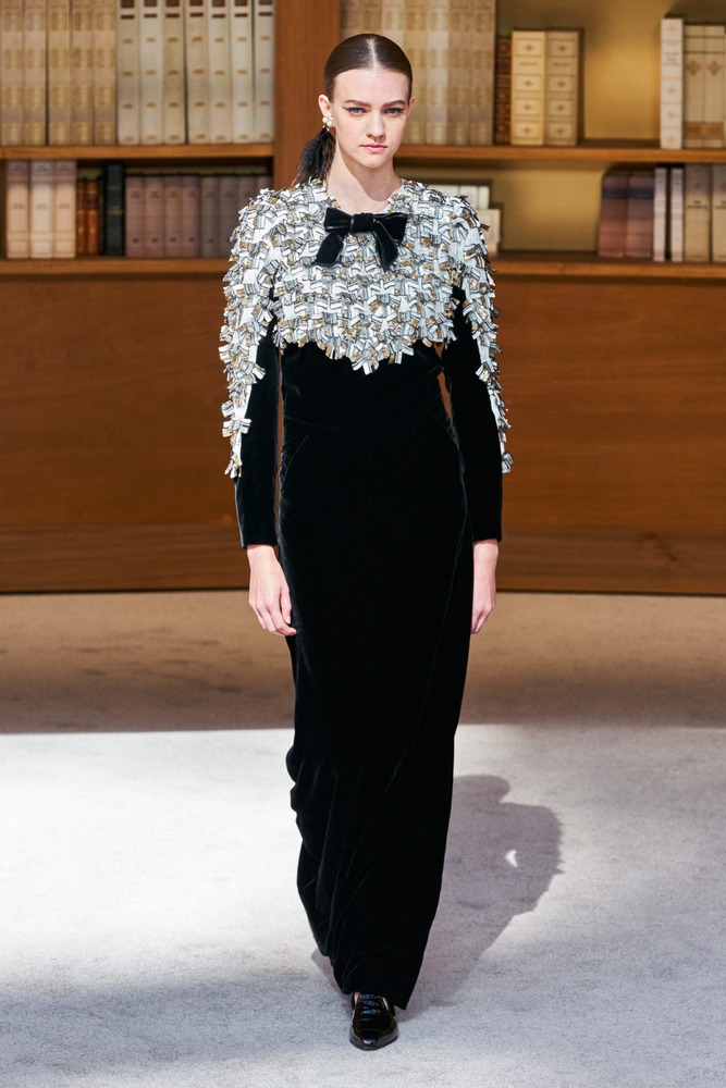 Fashionable Library: TOP35 Outfits from Chanel Fall/Winter Collection ...