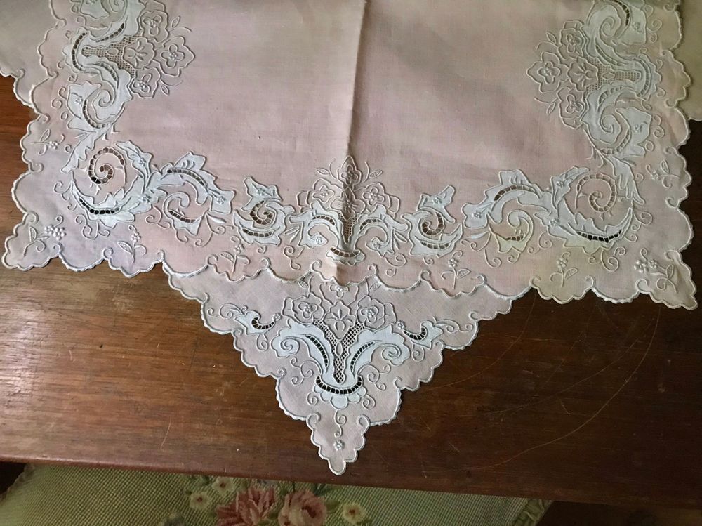 Восхитительные вышивки Мадейры. Часть 2. Marghab