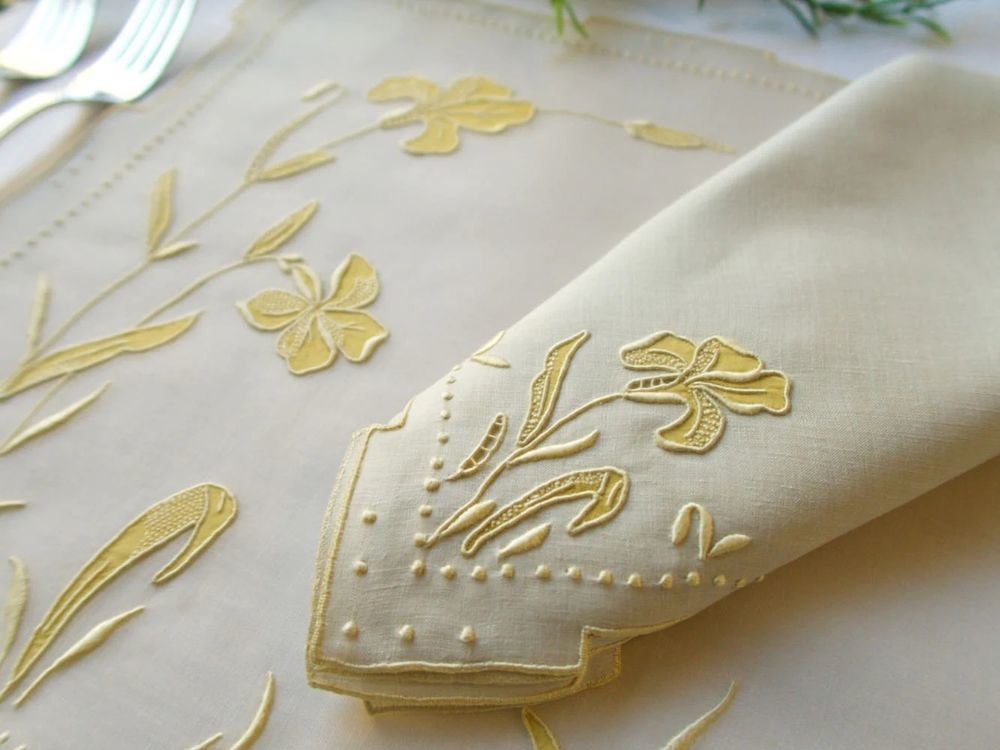 Восхитительные вышивки Мадейры. Часть 2. Marghab