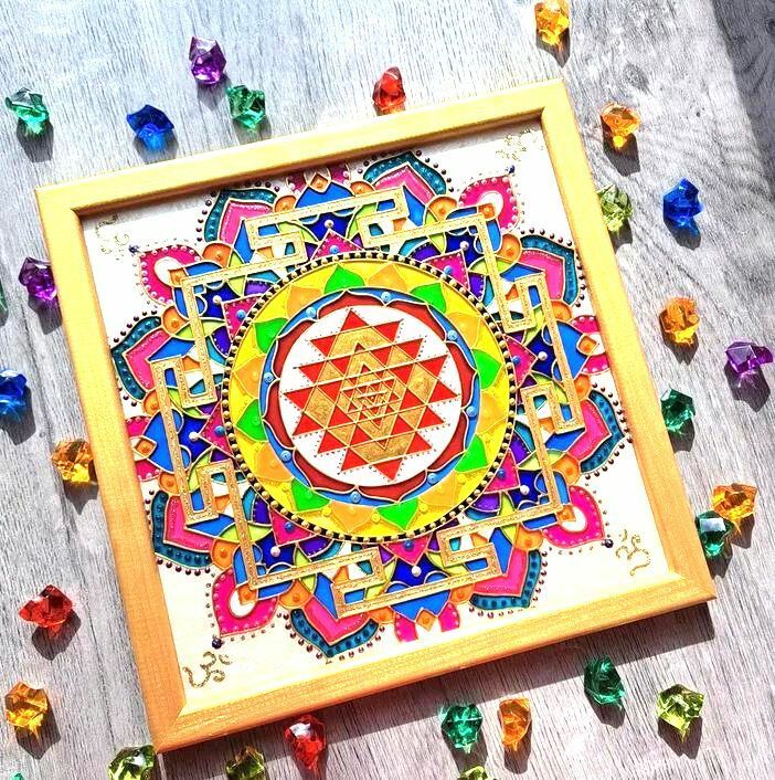 Шри Янтра и Богиня Лакшми: Симфония изобилия и процветания (Отрывок из ...