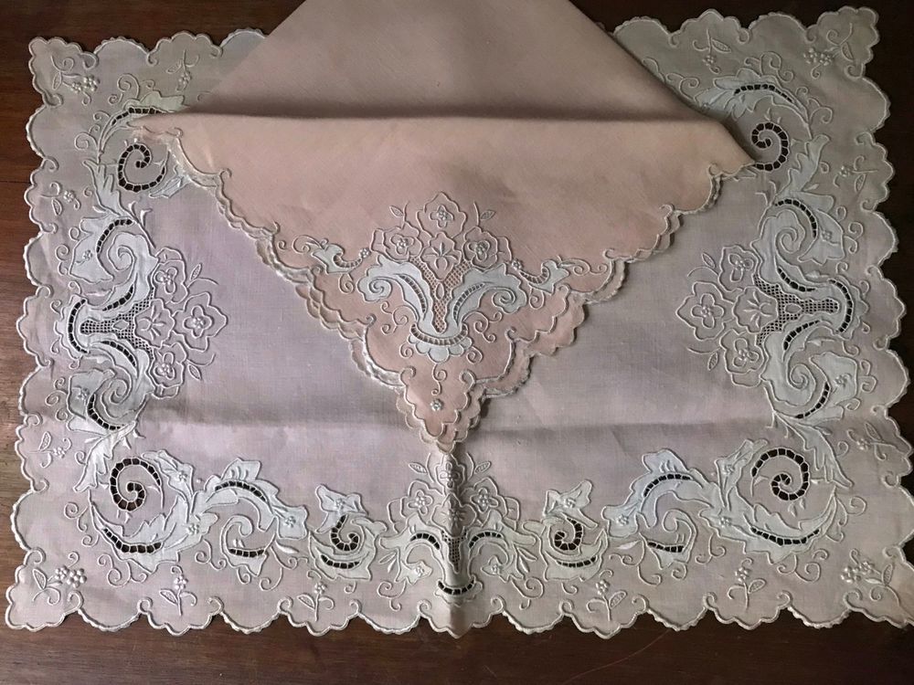 Восхитительные вышивки Мадейры. Часть 2. Marghab